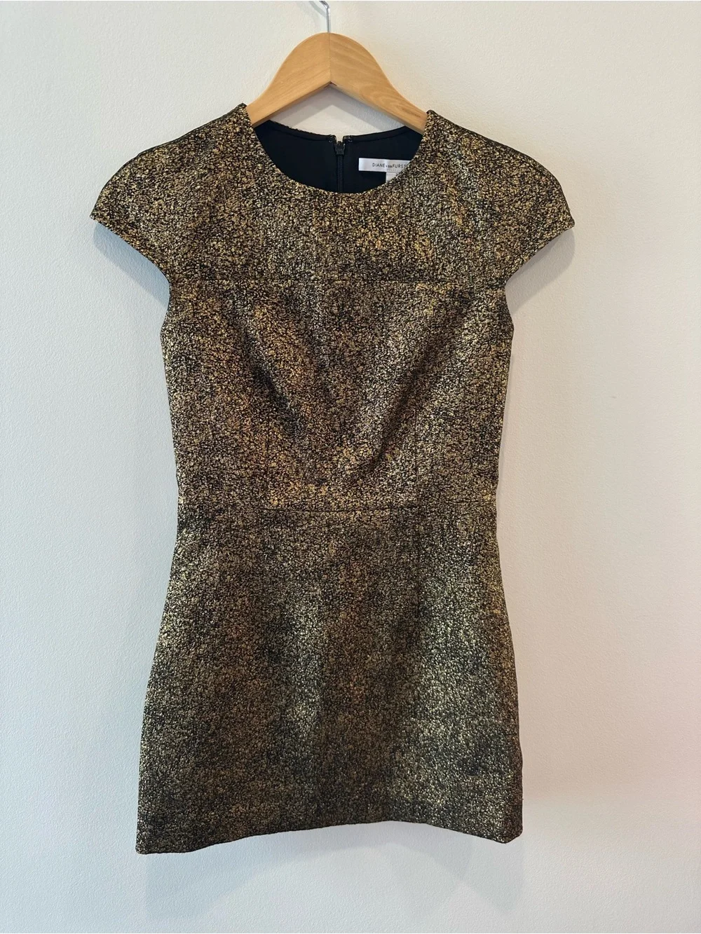 Diane Von Furstenberg | Dresses | Diane Von Furstenberg Black And Gold ...
